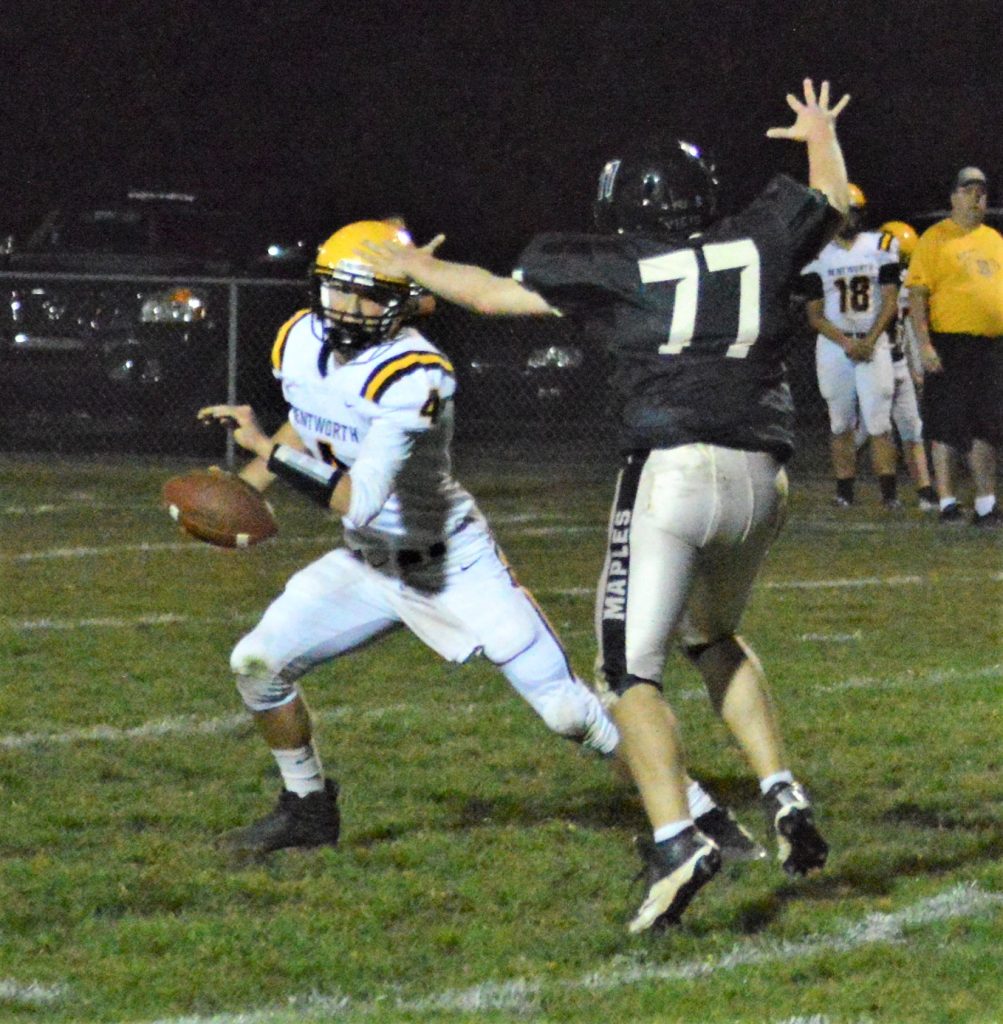 GAME OF THE WEEK: Bearcats edge Maples in high-scoring thriller, 47-42 ...